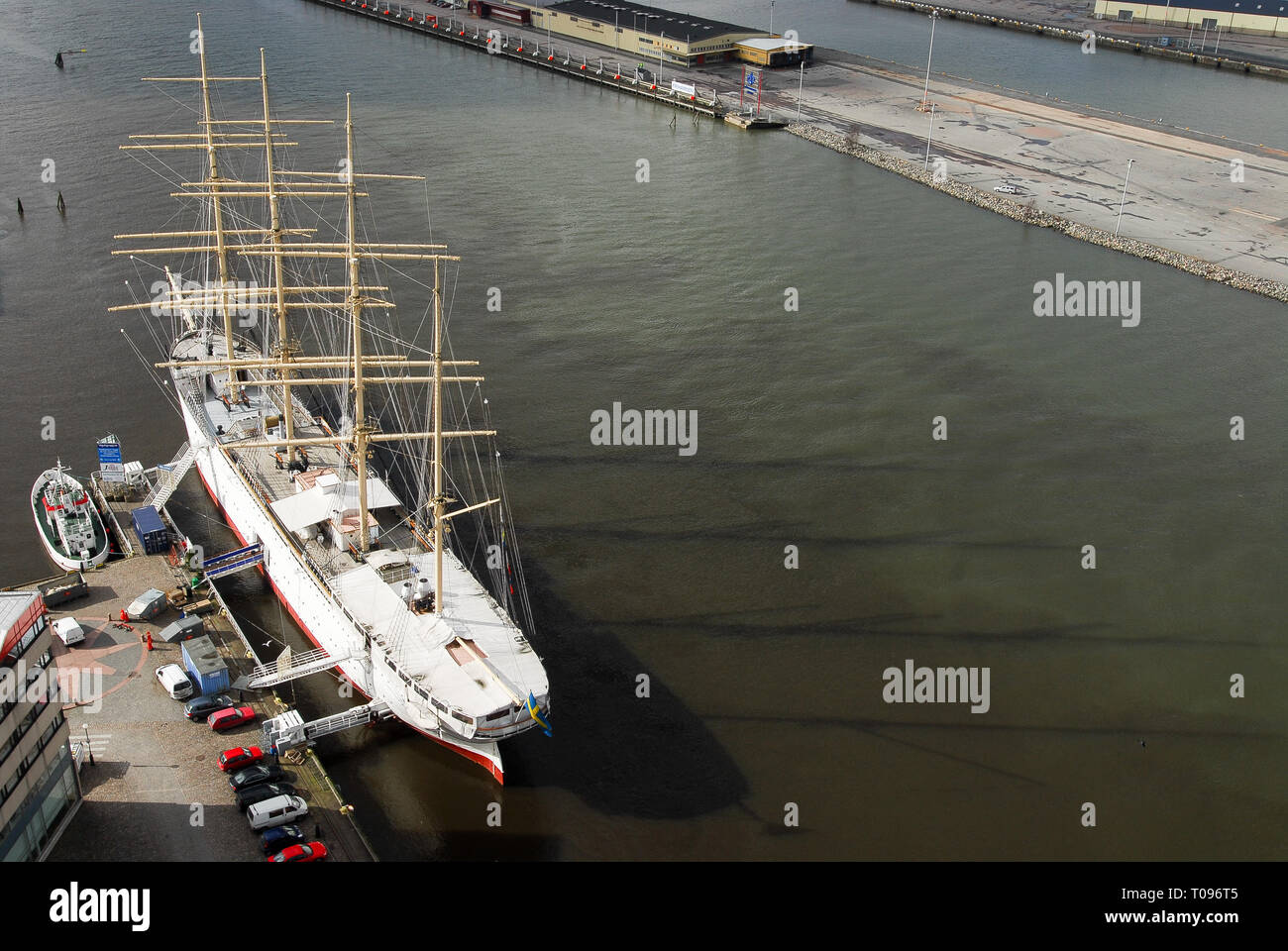 Göta älv (River of the Geats), Barken Viking (four-masted Barque Viking ...
