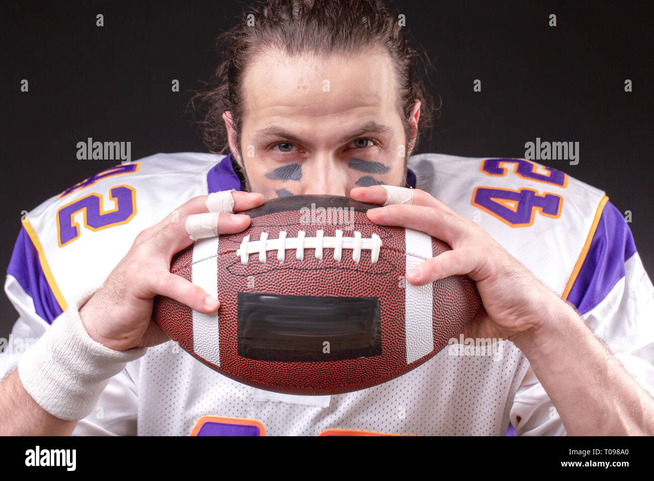 Footballer uniform hi-res stock photography and images - Alamy