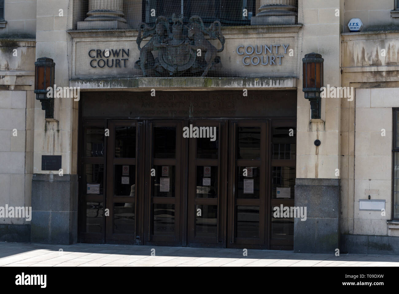 English Court High Resolution Stock Photography and Images - Alamy