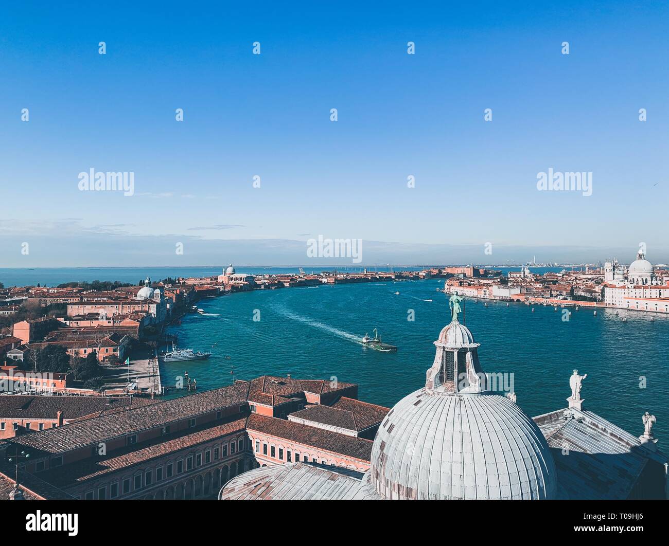 Aerial architectural landmark hi-res stock photography and images - Alamy