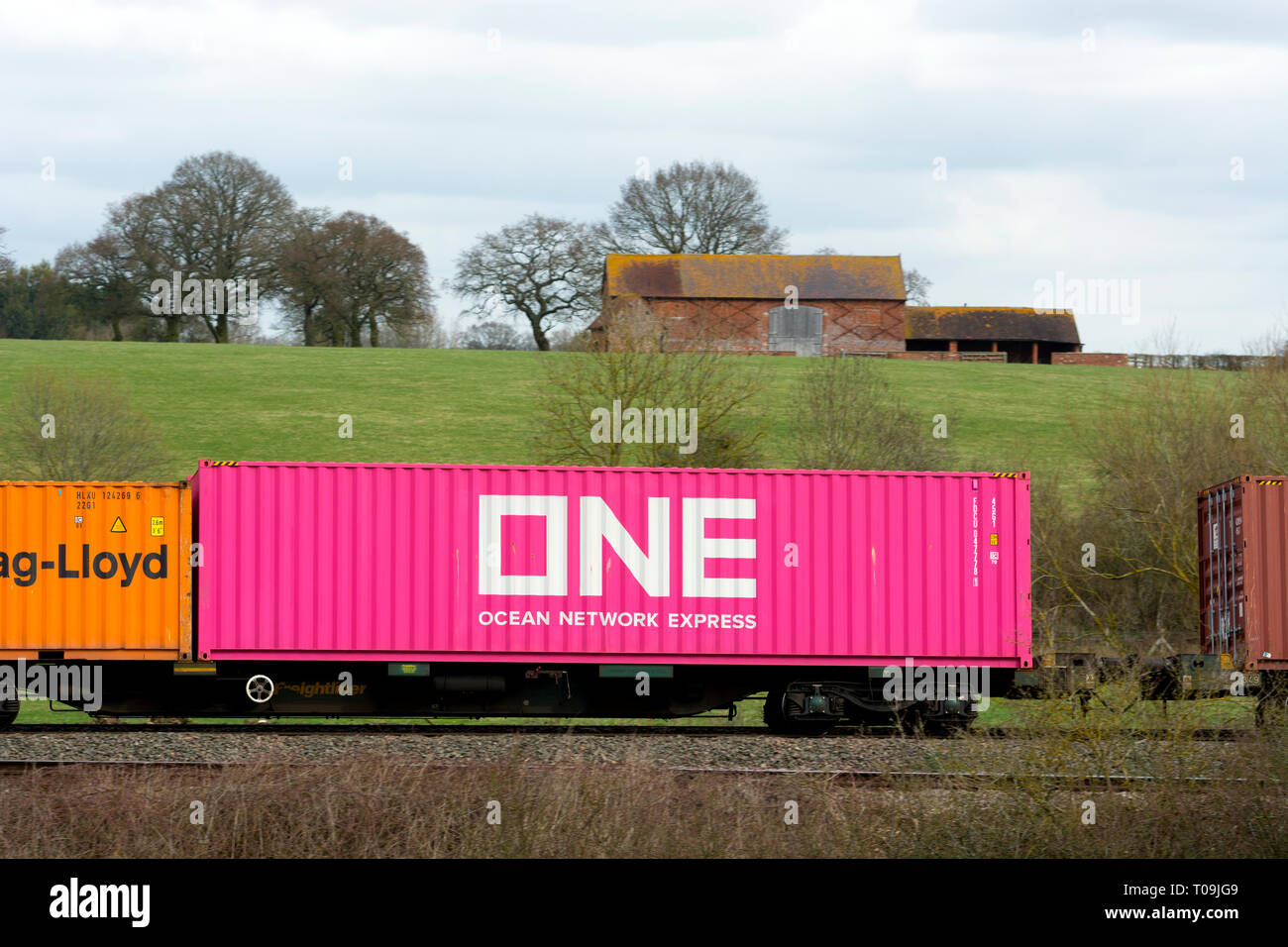 Ocean network express hi-res stock photography and images - Alamy