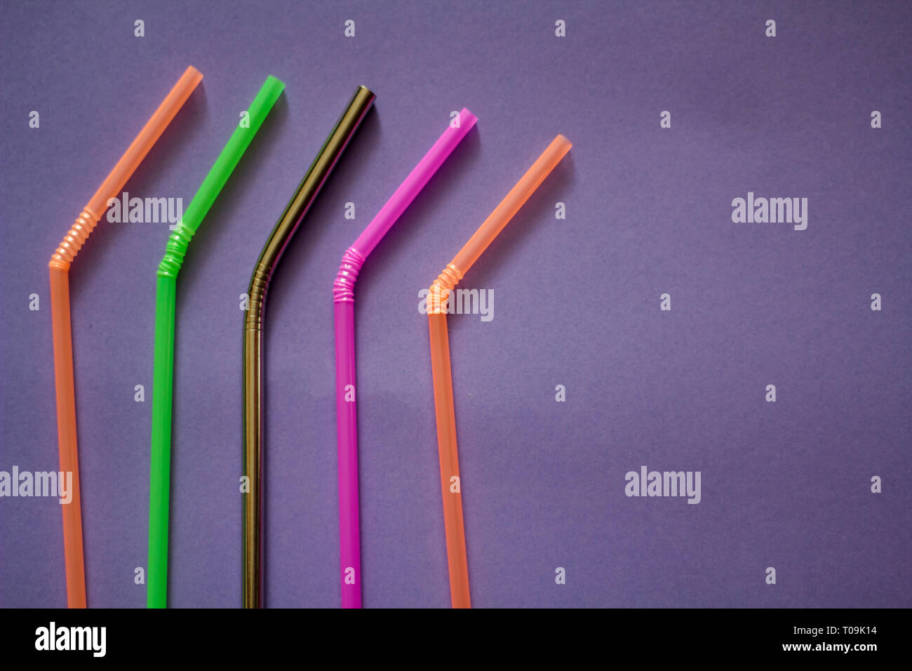 Plastic straws and reusable straw. Zero waste and plastic pollution ...