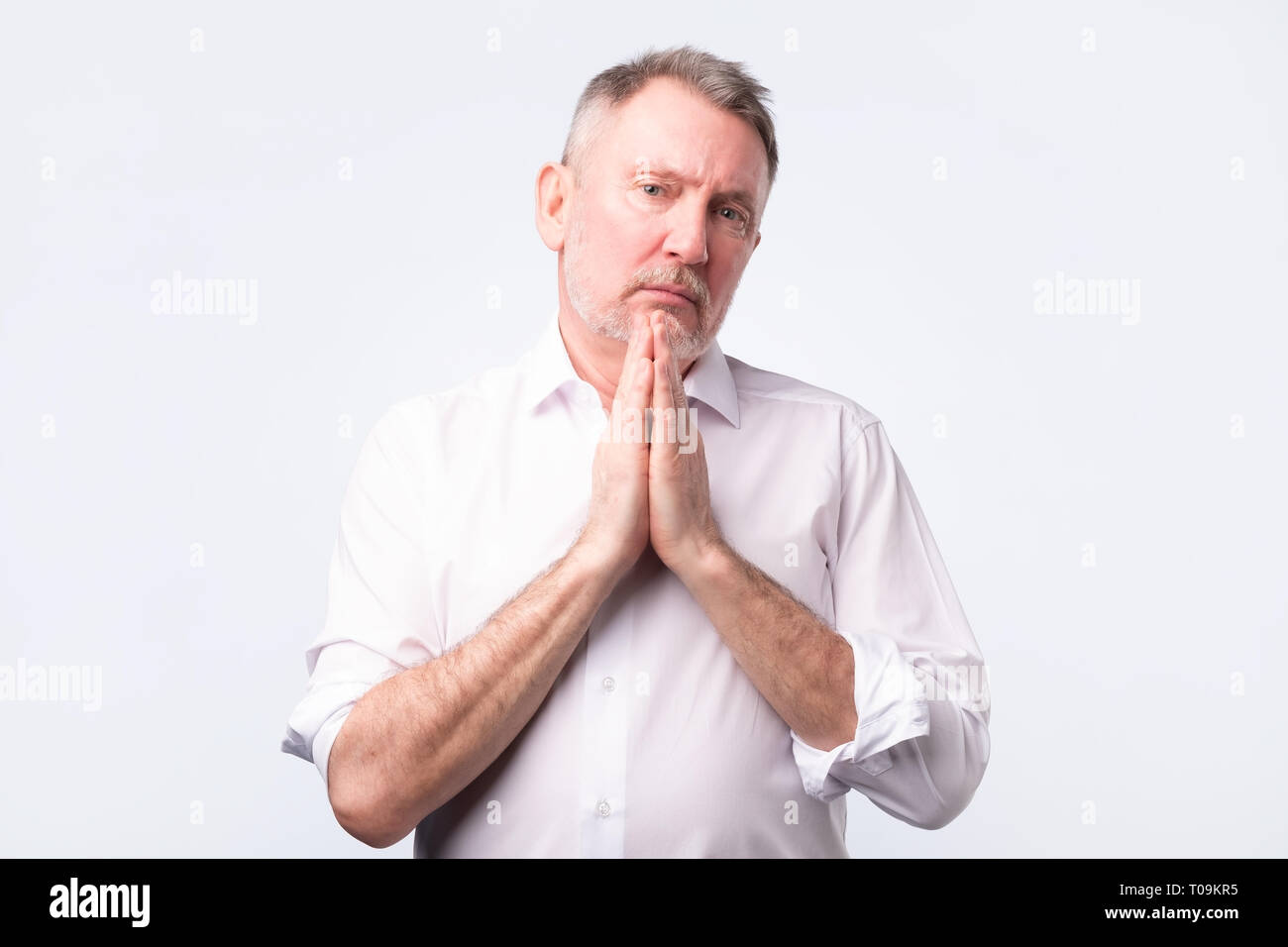 Old man asking for help hi-res stock photography and images - Alamy