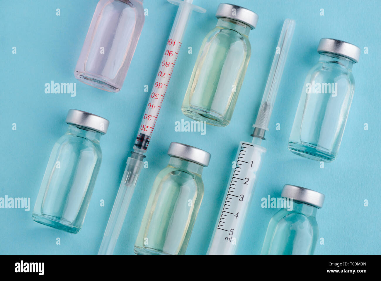 Close up of vials hi-res stock photography and images - Alamy