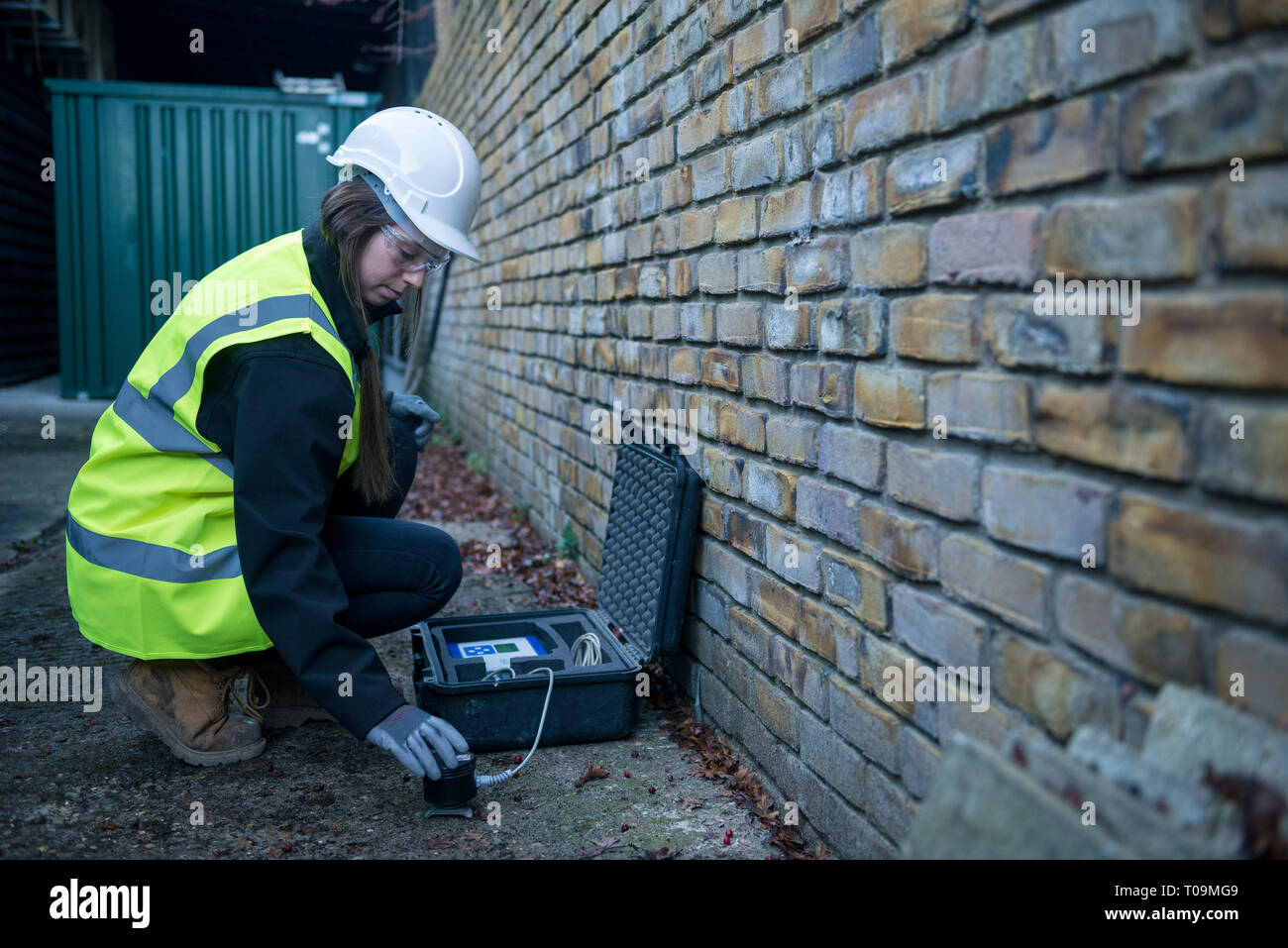 Electrical equipment safety testing hi-res stock photography and images ...