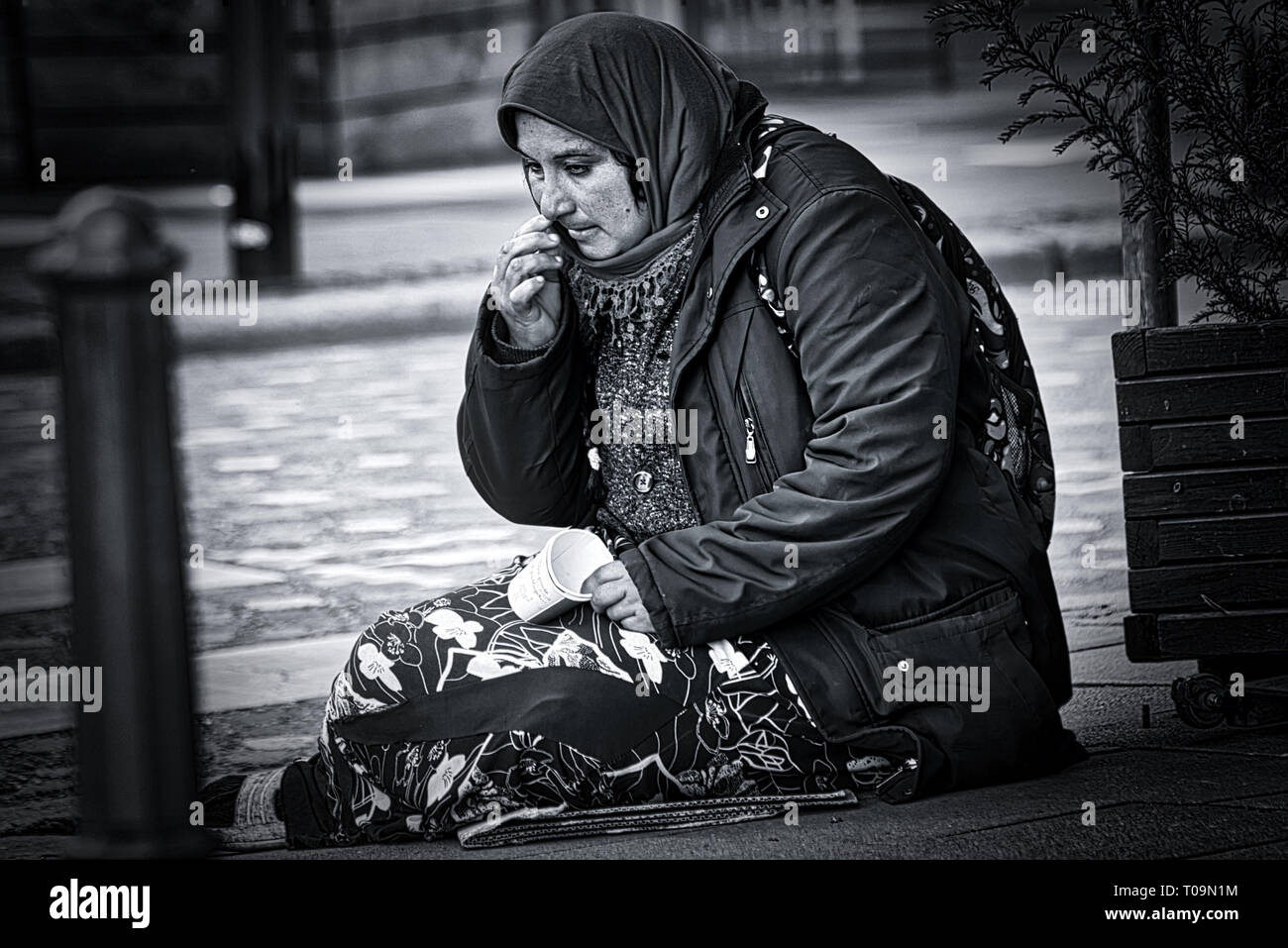 Street Portraits in Black and White Dramatic Stock Photo - Alamy