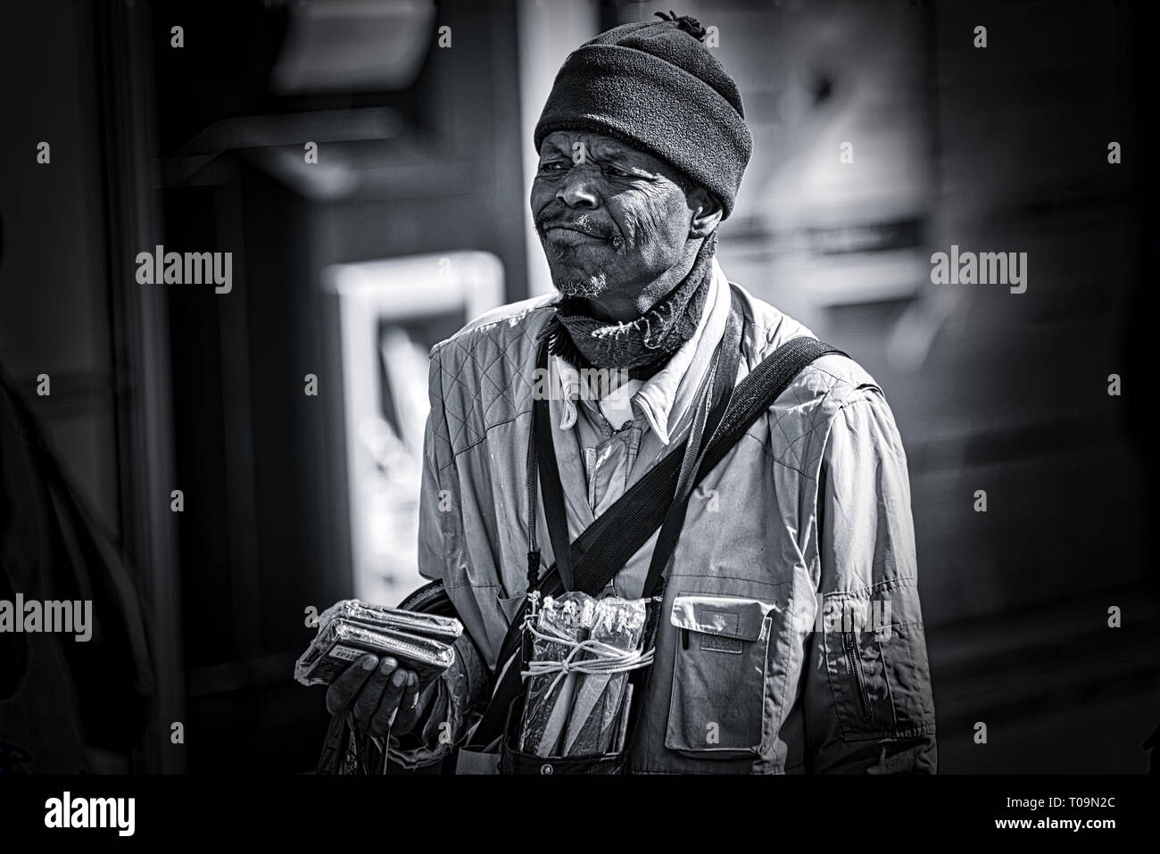 Street Portraits in Black and White Dramatic Stock Photo - Alamy