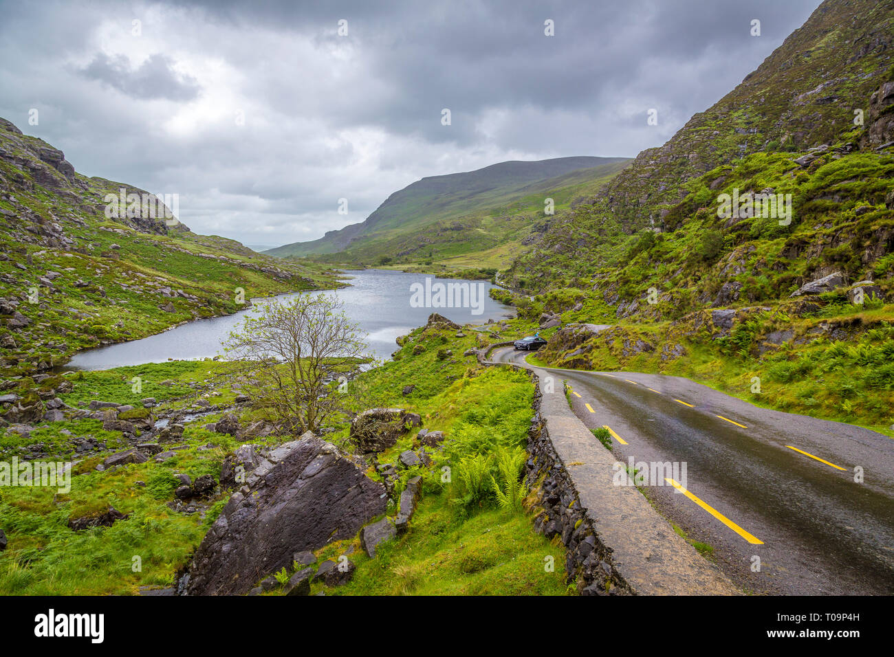 Drive over the Gap of Dunloe Stock Photo - Alamy