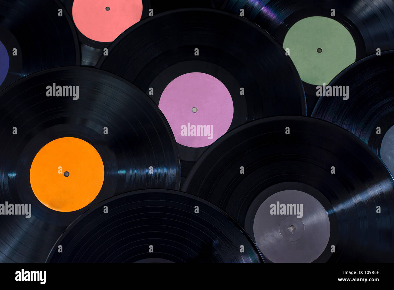 a pile of vintage old vinyl records Stock Photo - Alamy