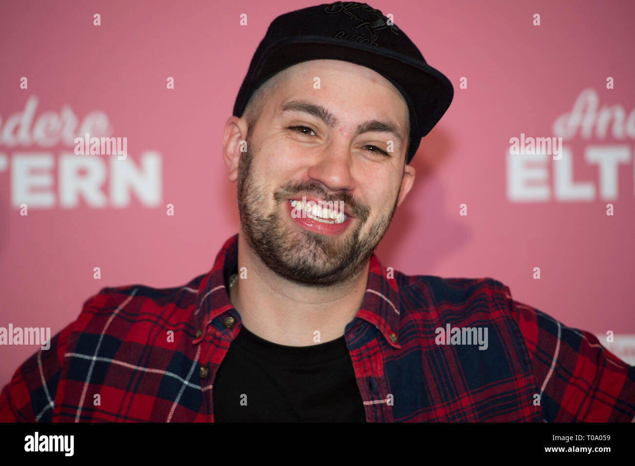 Dominik PORSCHEN, comedian, portrait, portrait, portrait, cropped ...