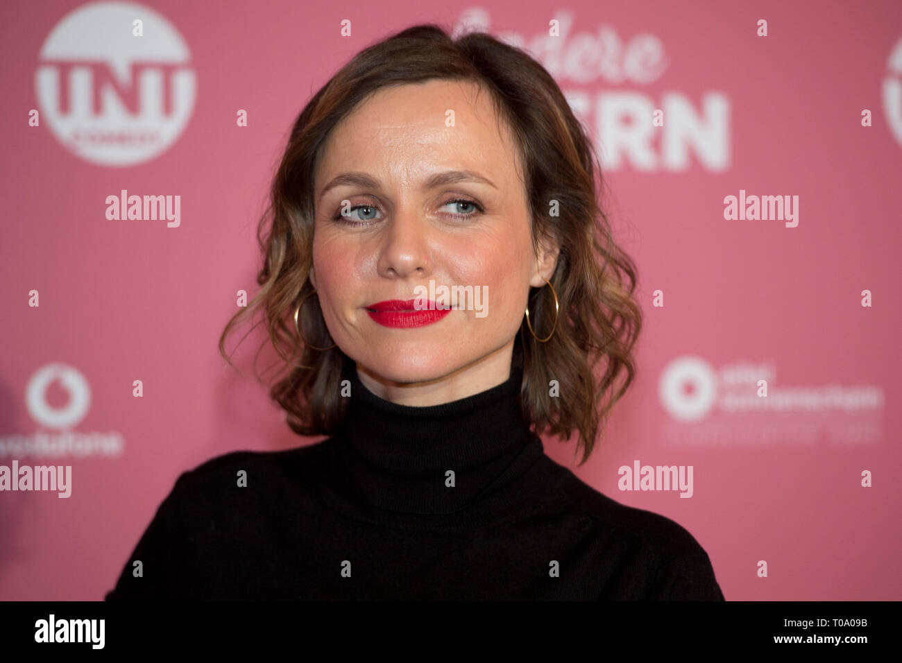 Nadja BECKER, actress, portrait, portrÃ t, portrait, cropped single ...