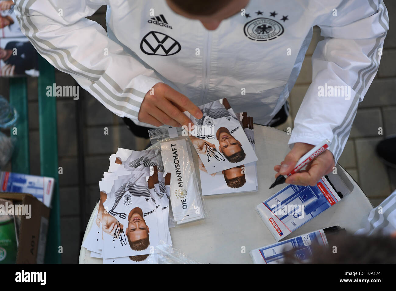 German international footballer joshua kimmich hi-res stock photography ...