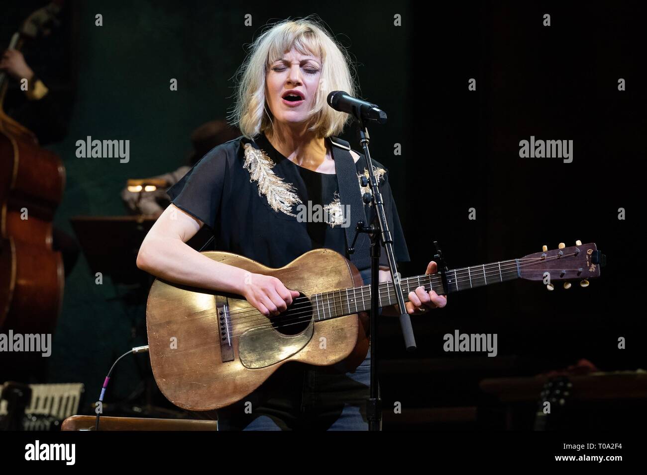 Anais mitchell hadestown hi-res stock photography and images - Alamy