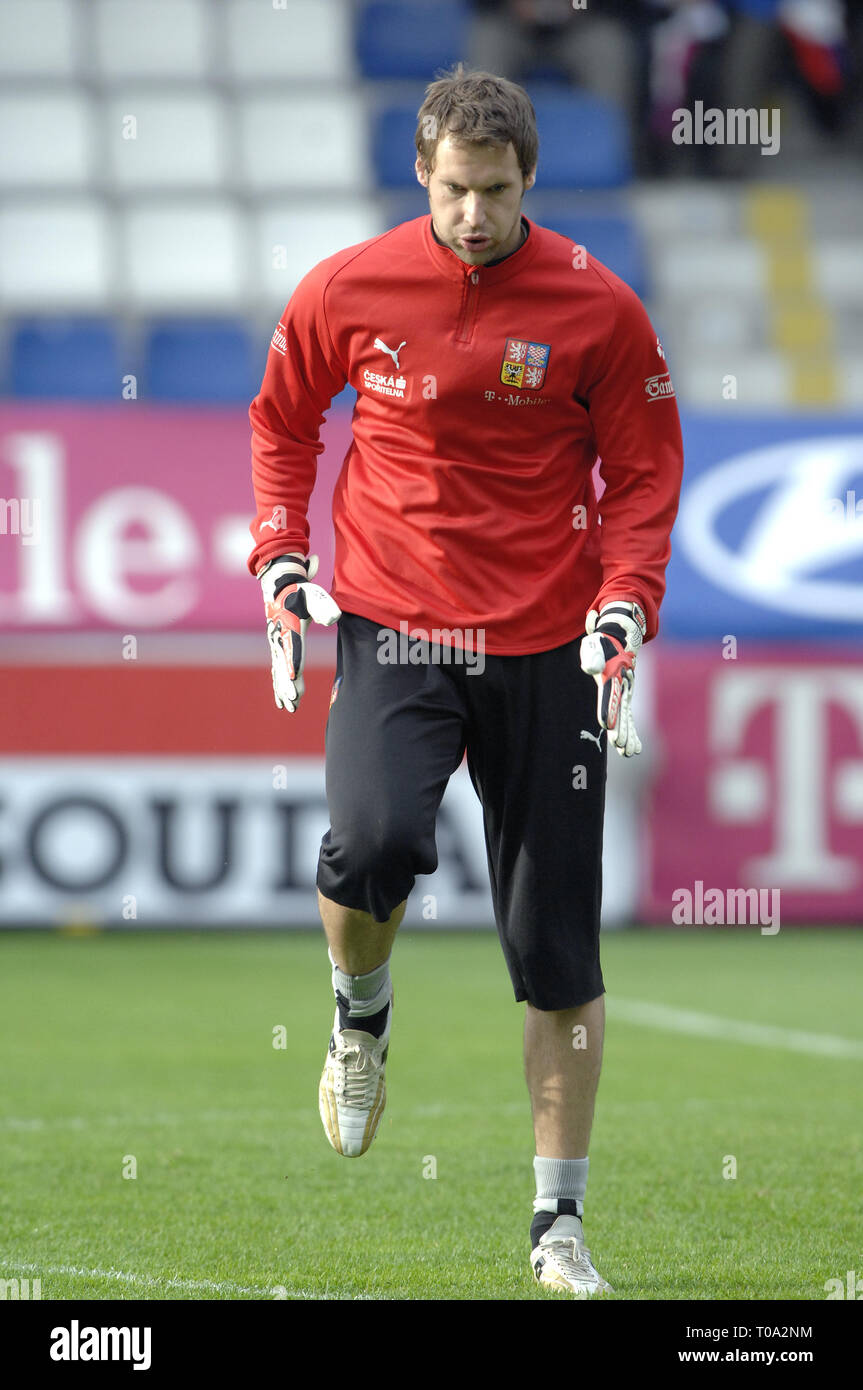 Petr cech czech republic goalkeeper hi-res stock photography and images ...