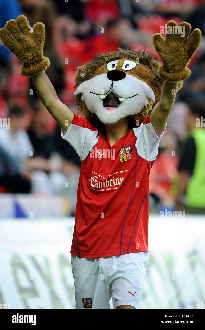 Euro 2008 mascot hi-res stock photography and images - Alamy