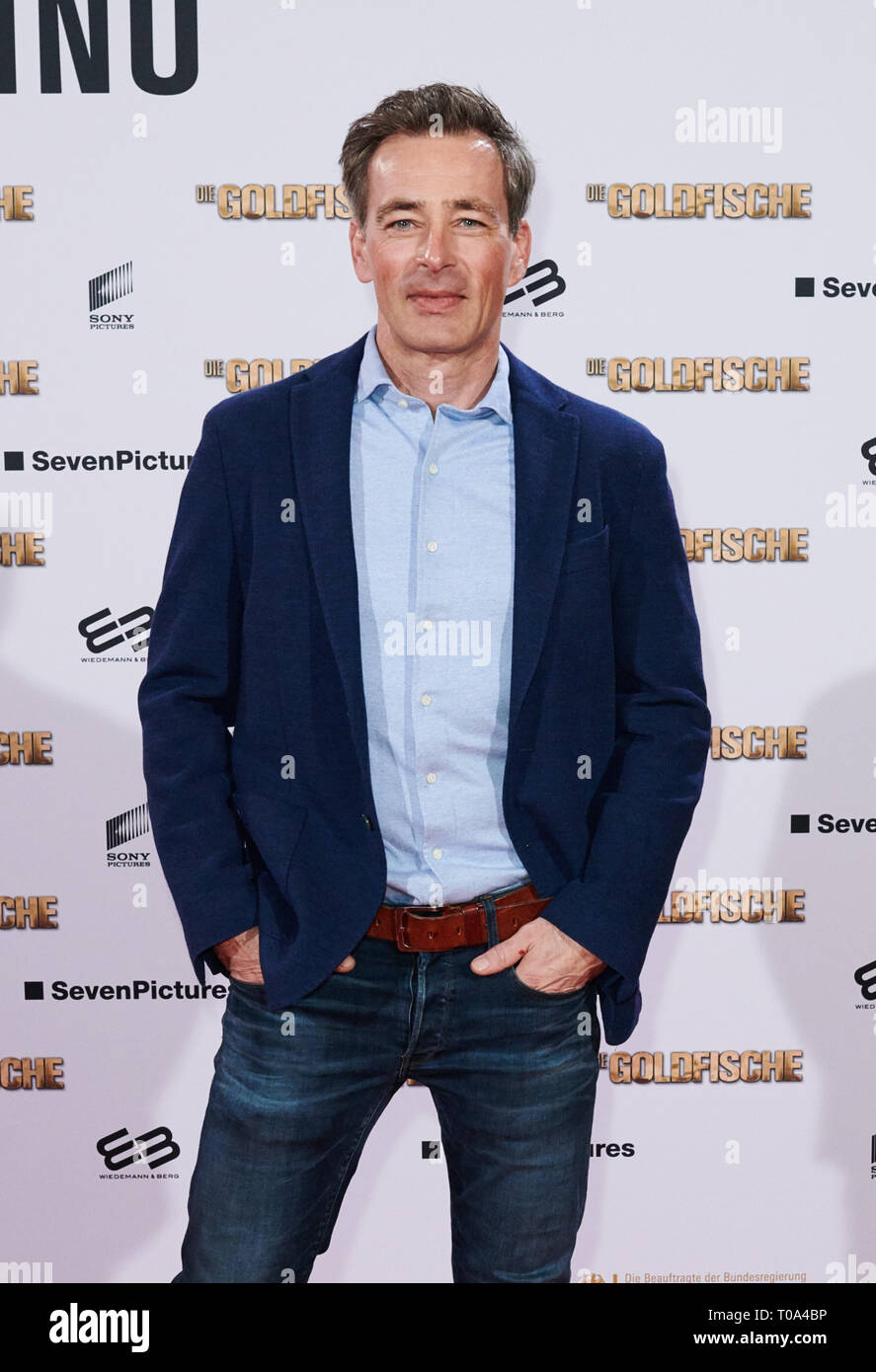 Berlin, Germany. 18th Mar, 2019. The actor Jan Sosniok comes to the UCI ...