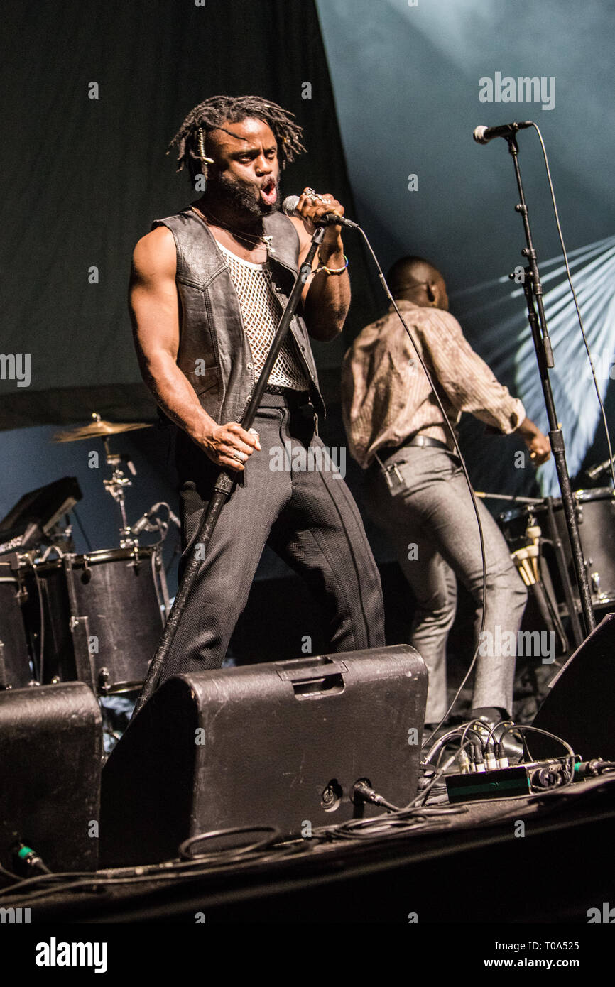 Alternative rap hi-res stock photography and images - Alamy