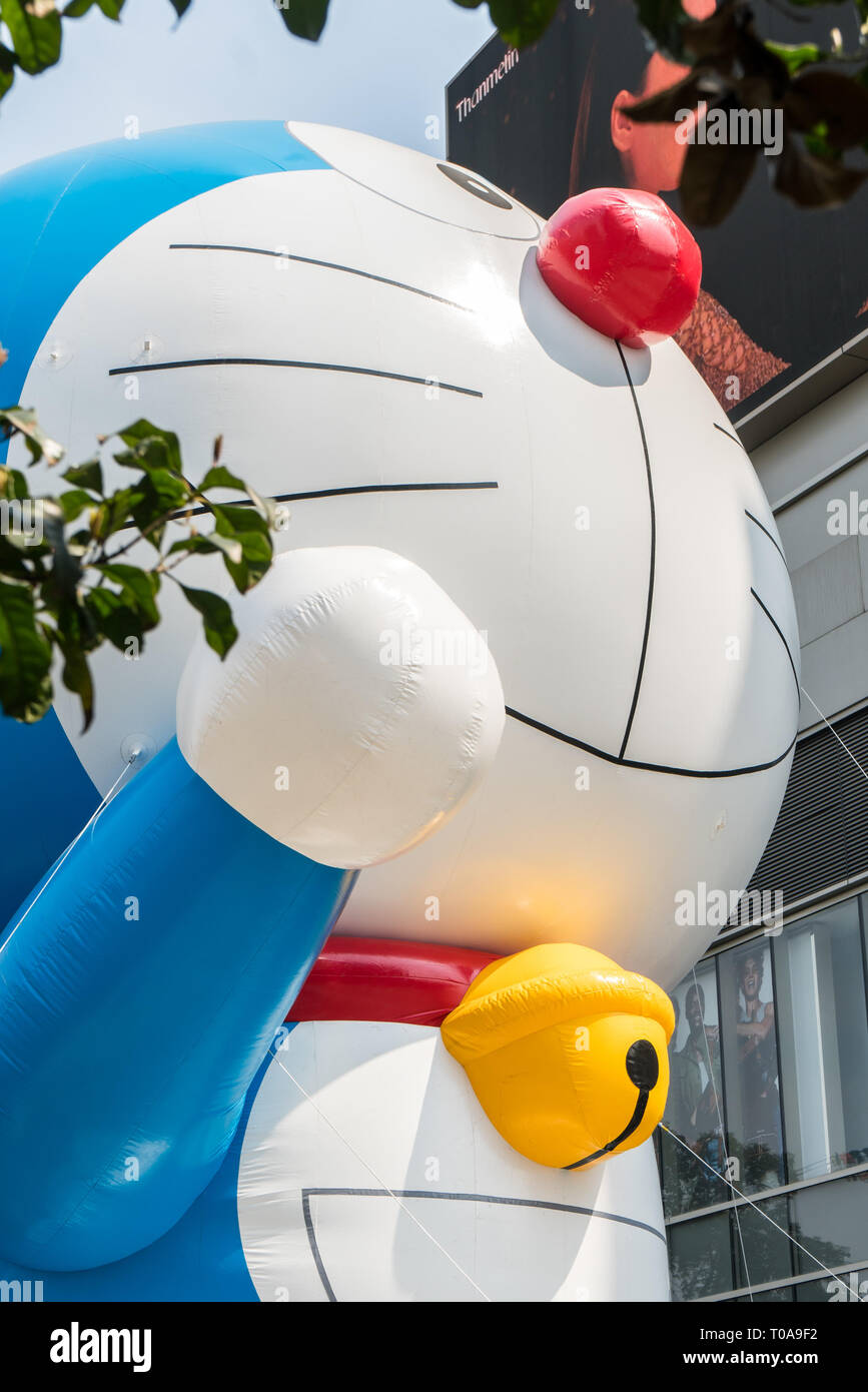 Shanghai, China. 19th Mar 2019.The 10-meter-tall giant Doraemon can be ...