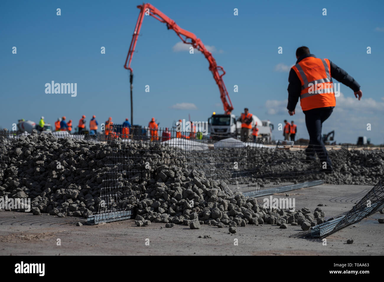 Emergency braking system hi-res stock photography and images - Alamy