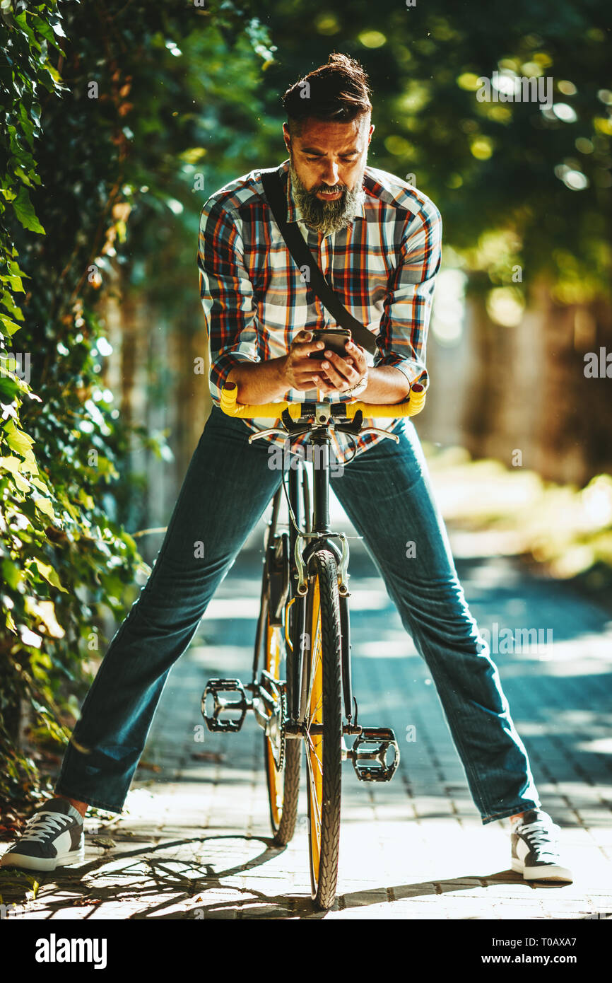 Message on bike hi-res stock photography and images - Alamy