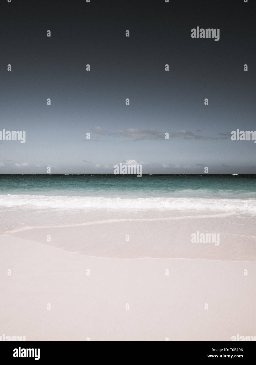 Landscape of Tropical Beach, Pink Sands Beach, Dunmore Town, Harbour ...
