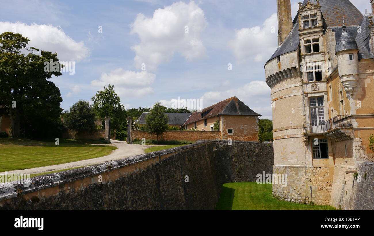 Chateau de Touffou, Bonnes, France Stock Photo - Alamy