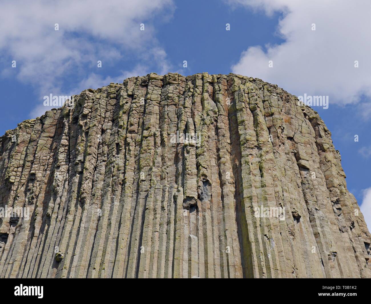 Detailed close up of the topmost part of the Devils Tower. The Devils ...