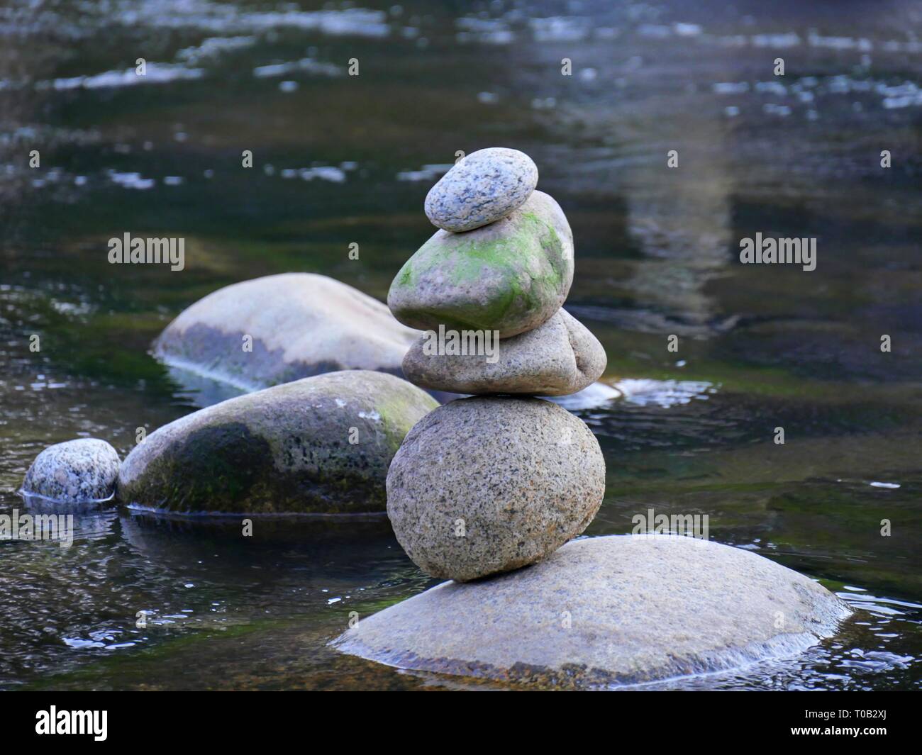 Stonesstacked hi-res stock photography and images - Alamy
