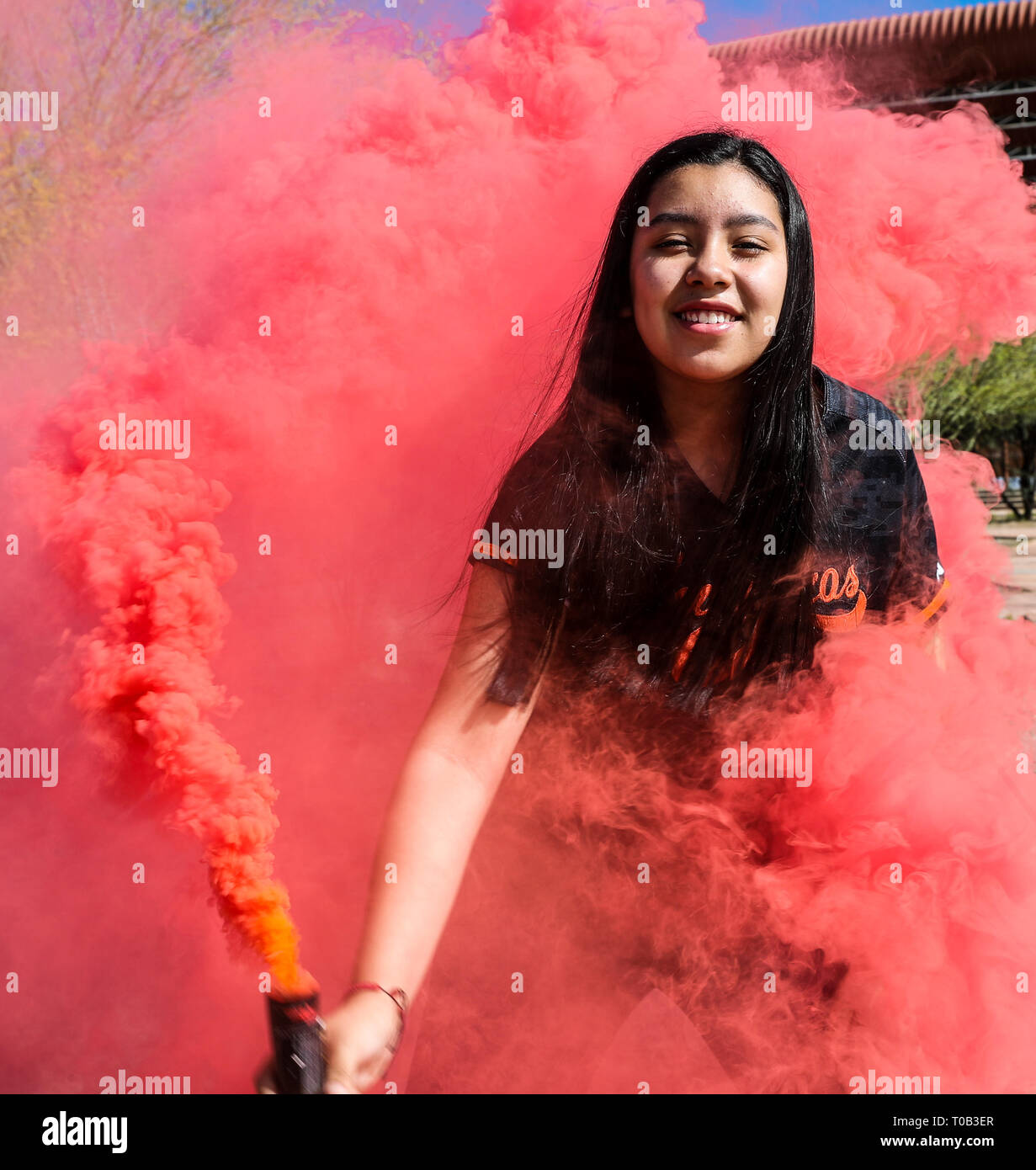 Pumps Smoke, smoke, colored smoke, Naranjeros, bombas de Humo, humo ...