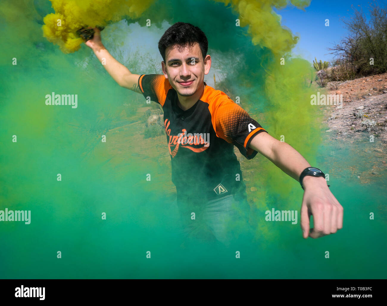 Pumps Smoke, smoke, colored smoke, Naranjeros, bombas de Humo, humo ...