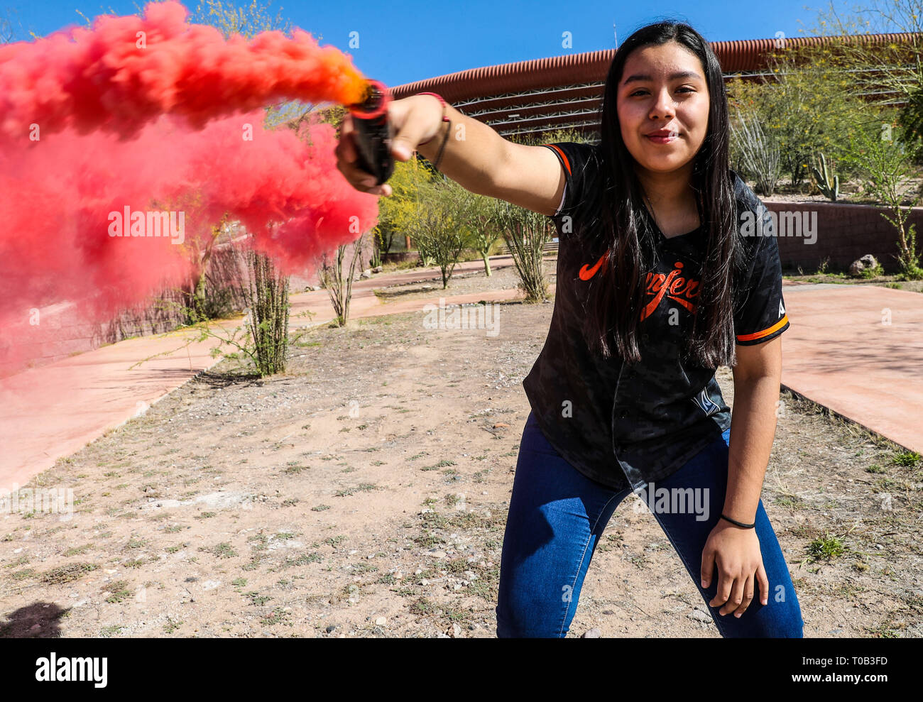Pumps Smoke, smoke, colored smoke, Naranjeros, bombas de Humo, humo ...