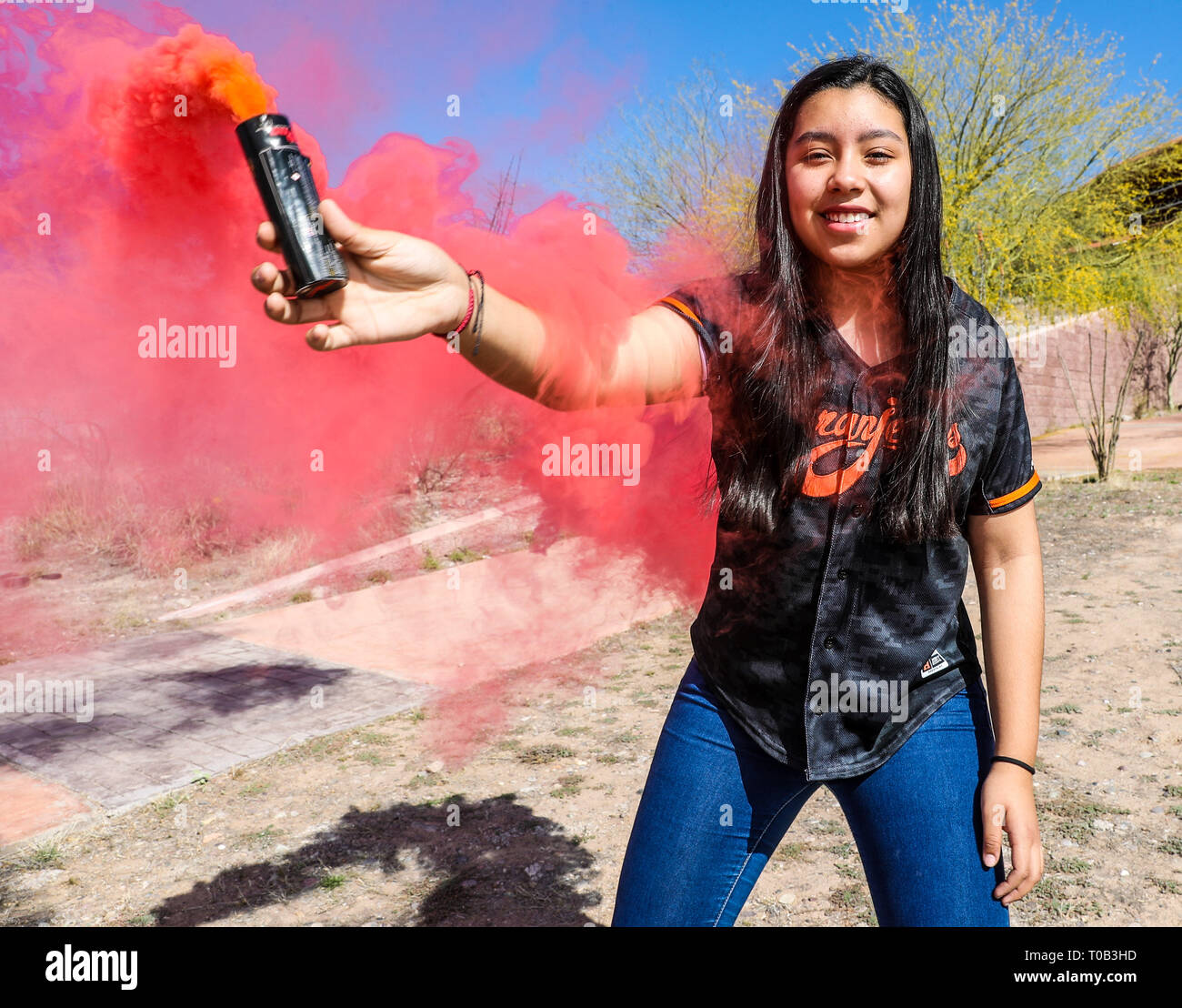 Pumps Smoke, smoke, colored smoke, Naranjeros, bombas de Humo, humo ...