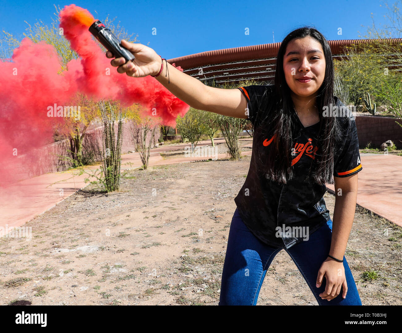 Pumps Smoke, smoke, colored smoke, Naranjeros, bombas de Humo, humo ...
