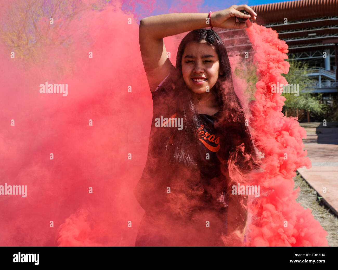 Pumps Smoke, smoke, colored smoke, Naranjeros, bombas de Humo, humo ...