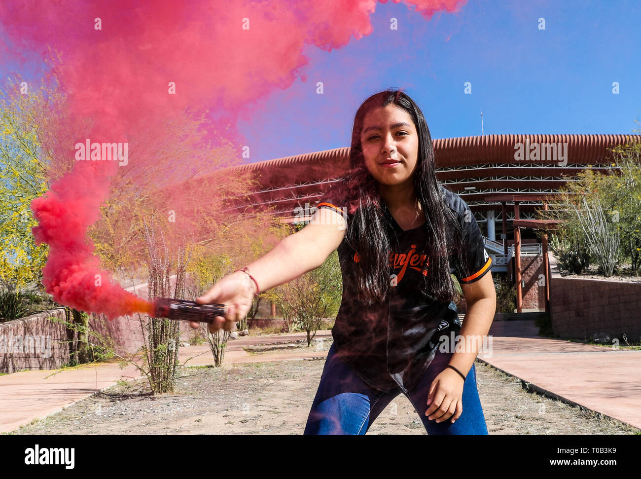 Pumps Smoke, smoke, colored smoke, Naranjeros, bombas de Humo, humo ...