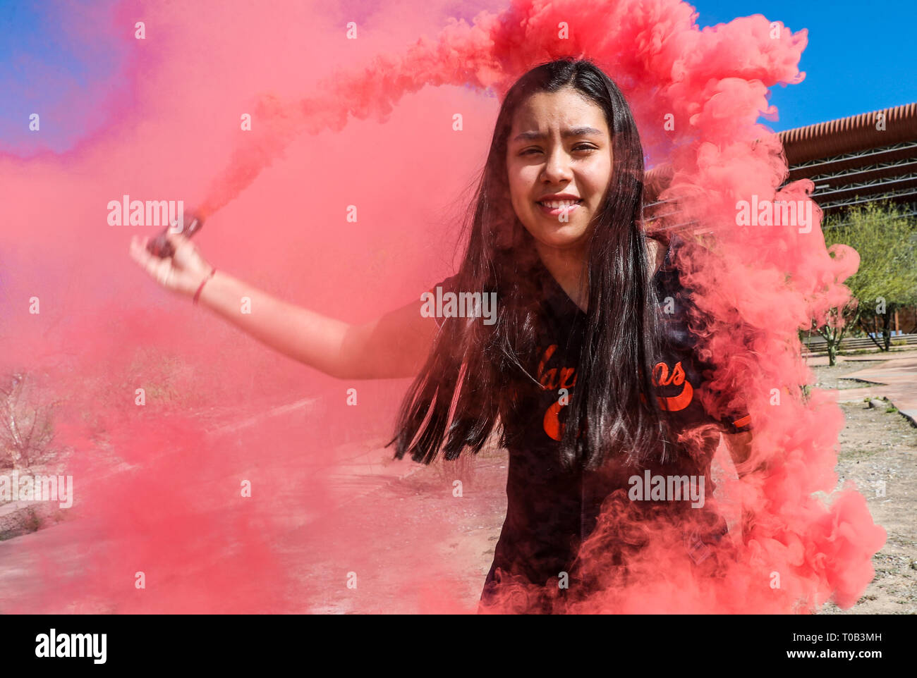 Pumps Smoke, smoke, colored smoke, Naranjeros, bombas de Humo, humo ...