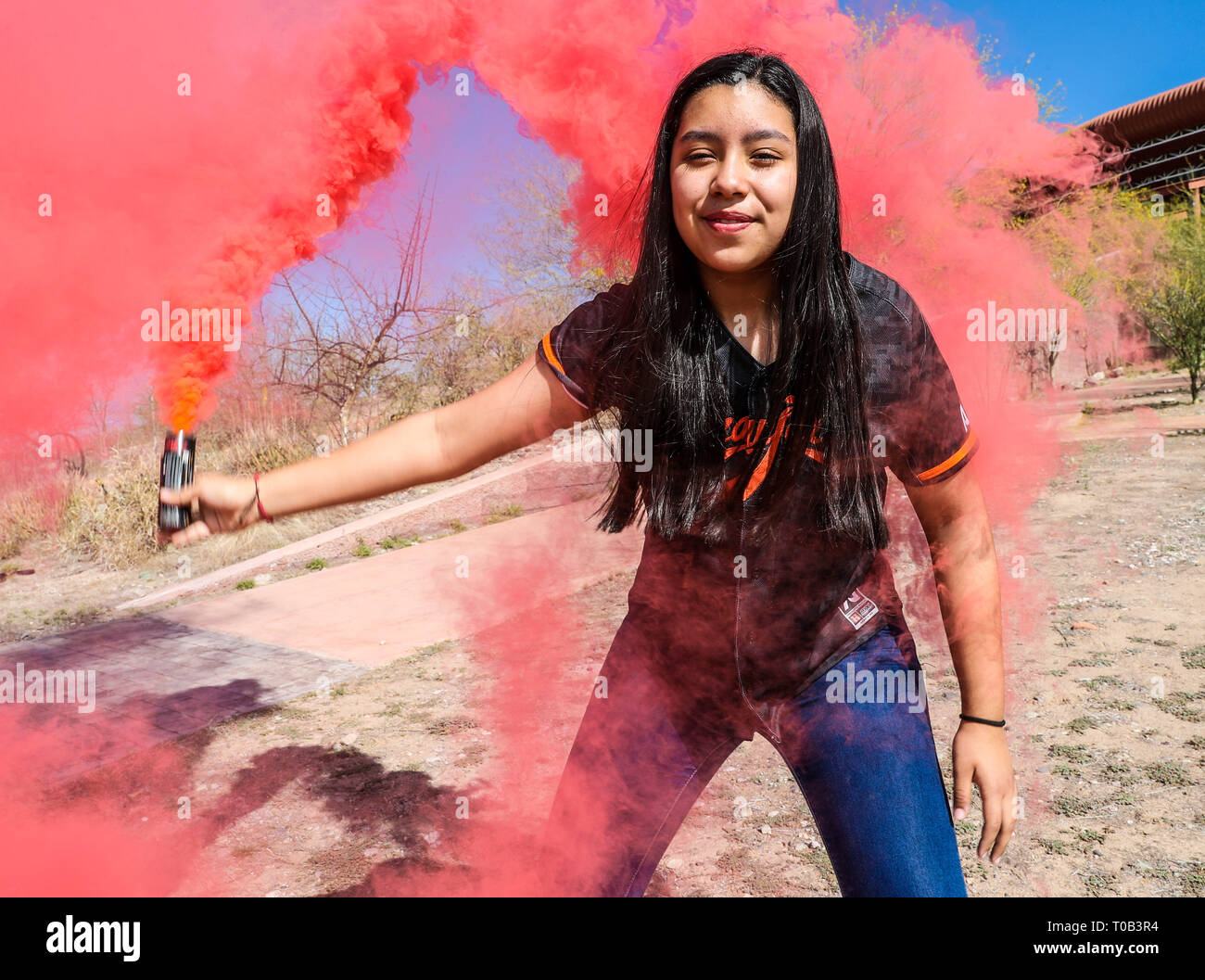 Pumps Smoke, smoke, colored smoke, Naranjeros, bombas de Humo, humo ...