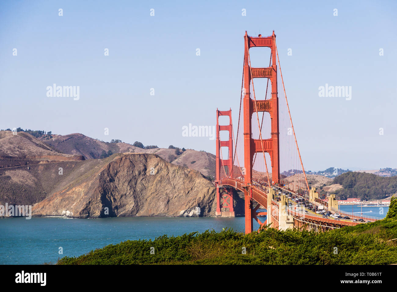 Golden gate bridge clear day hi-res stock photography and images - Alamy
