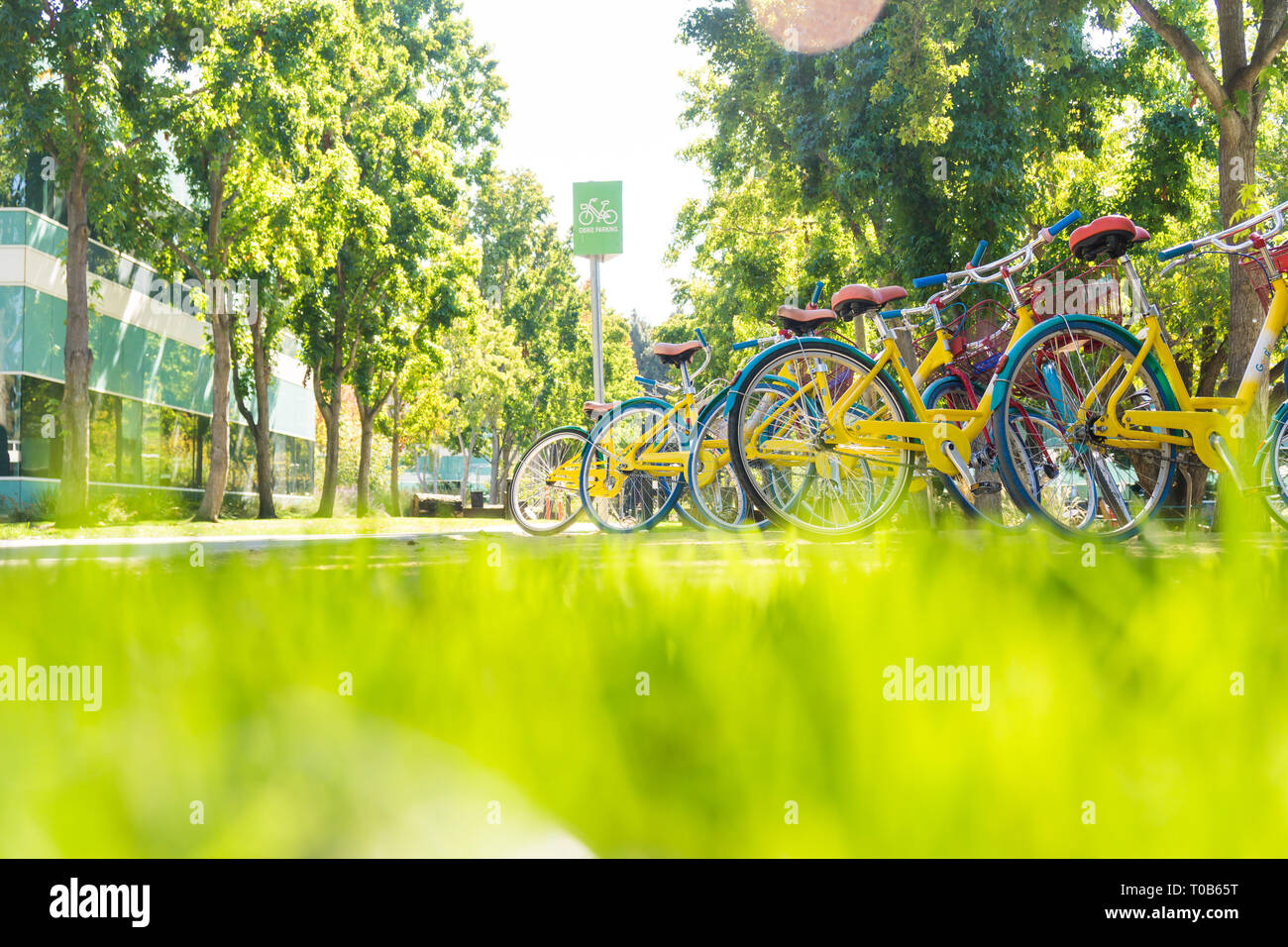 The Google Complex (Charleston Campus) at Mountain View, California ...