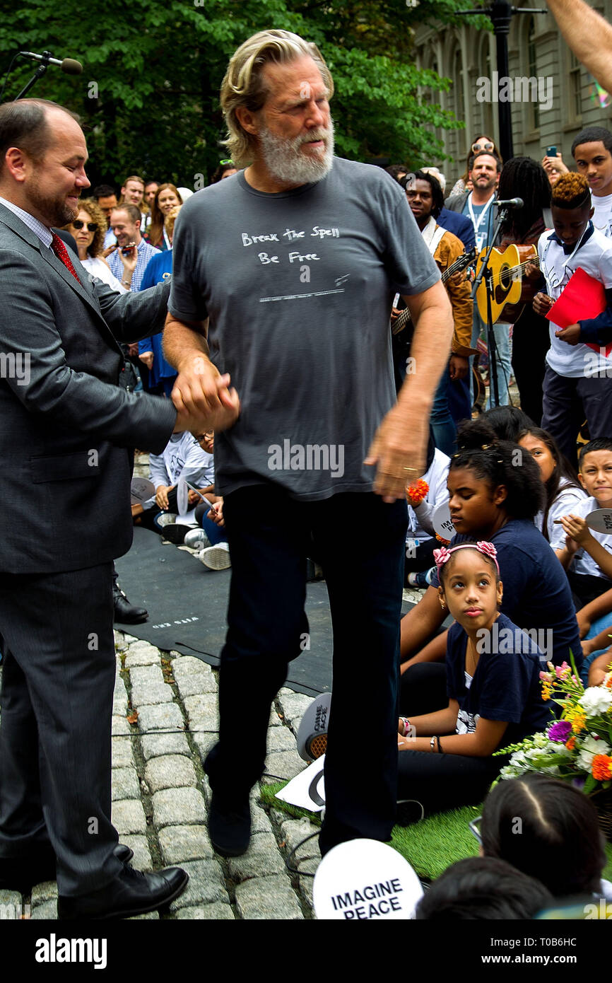 New York, NY, USA. 13 Sep, 2018. Corey Johnson, Jeff Bridges at The ...
