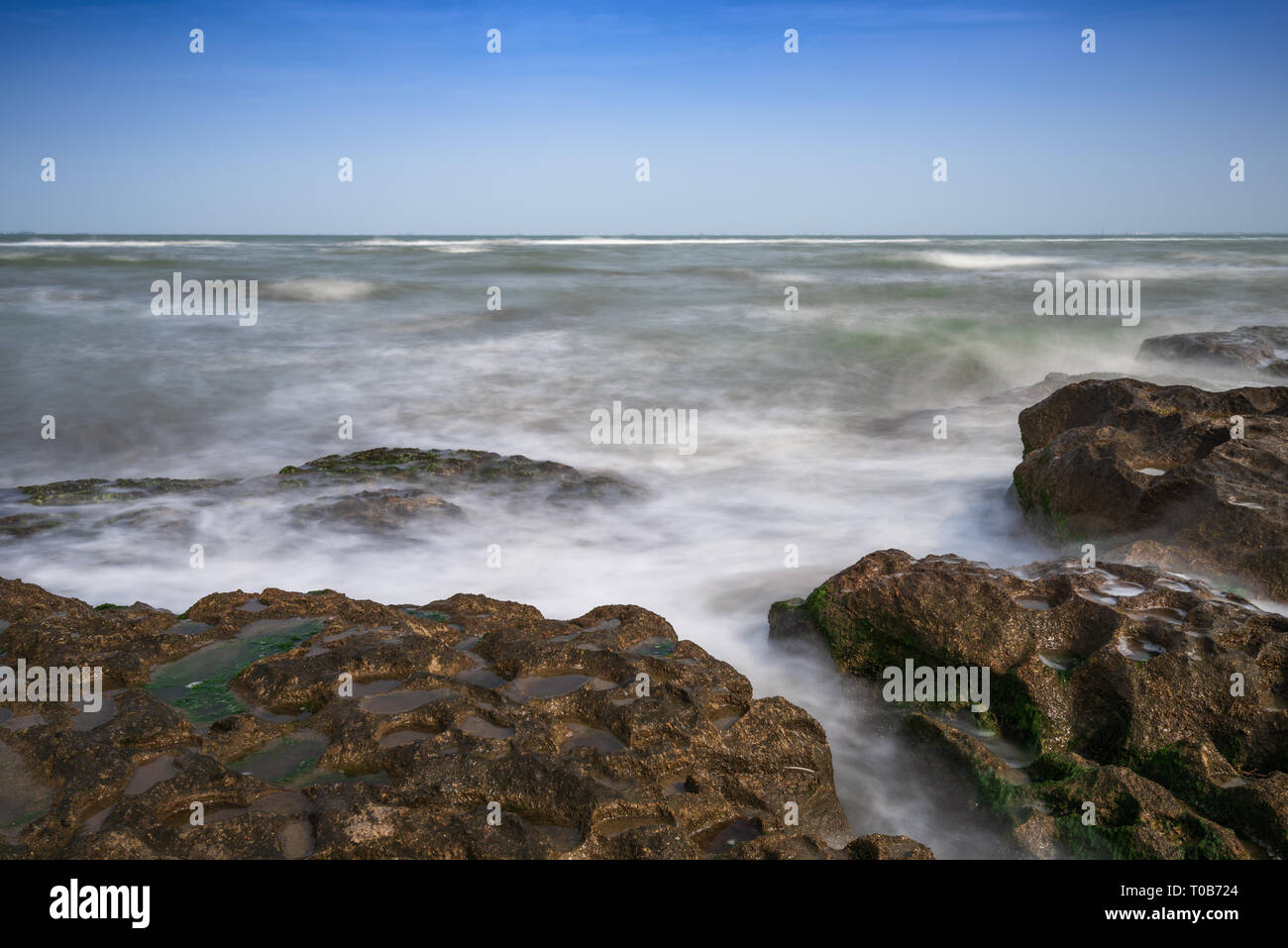 Long exposure water hi-res stock photography and images - Alamy