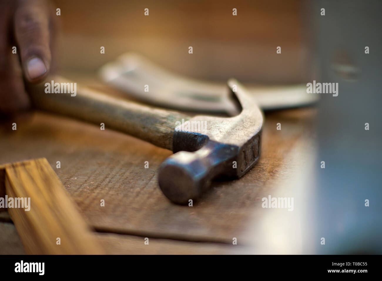 Builder drawing measurements on hi-res stock photography and images - Alamy