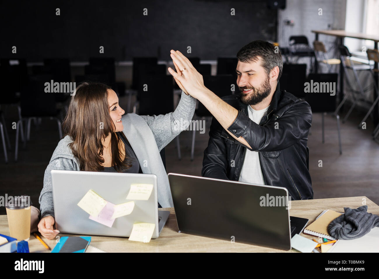 Giving lecture using laptop hi-res stock photography and images - Alamy