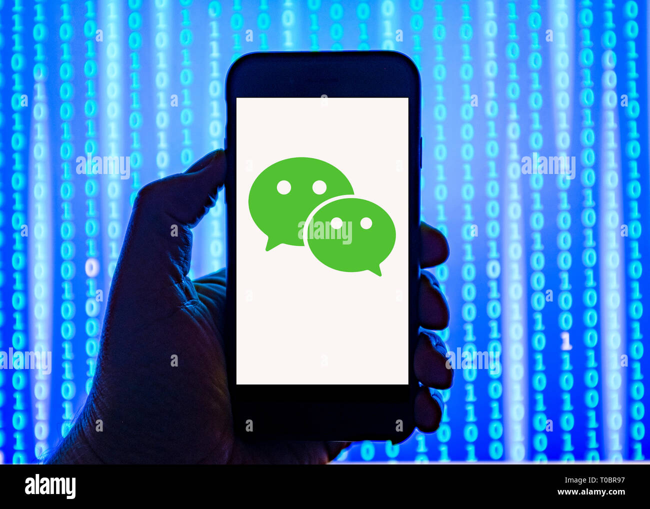 Wechat logo hi-res stock photography and images - Alamy