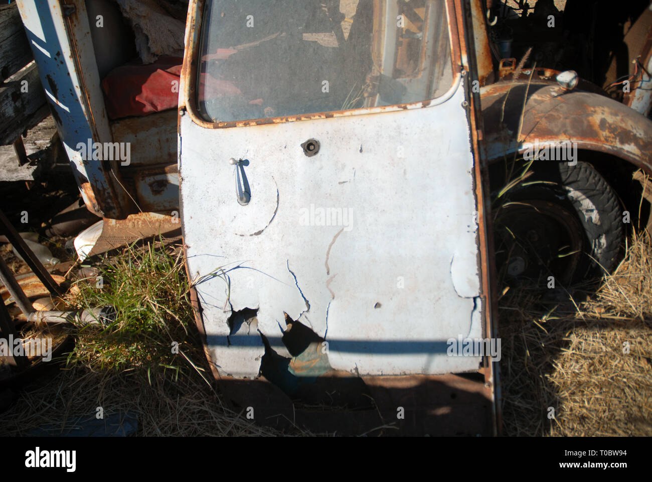 Rusty ute hi-res stock photography and images - Alamy