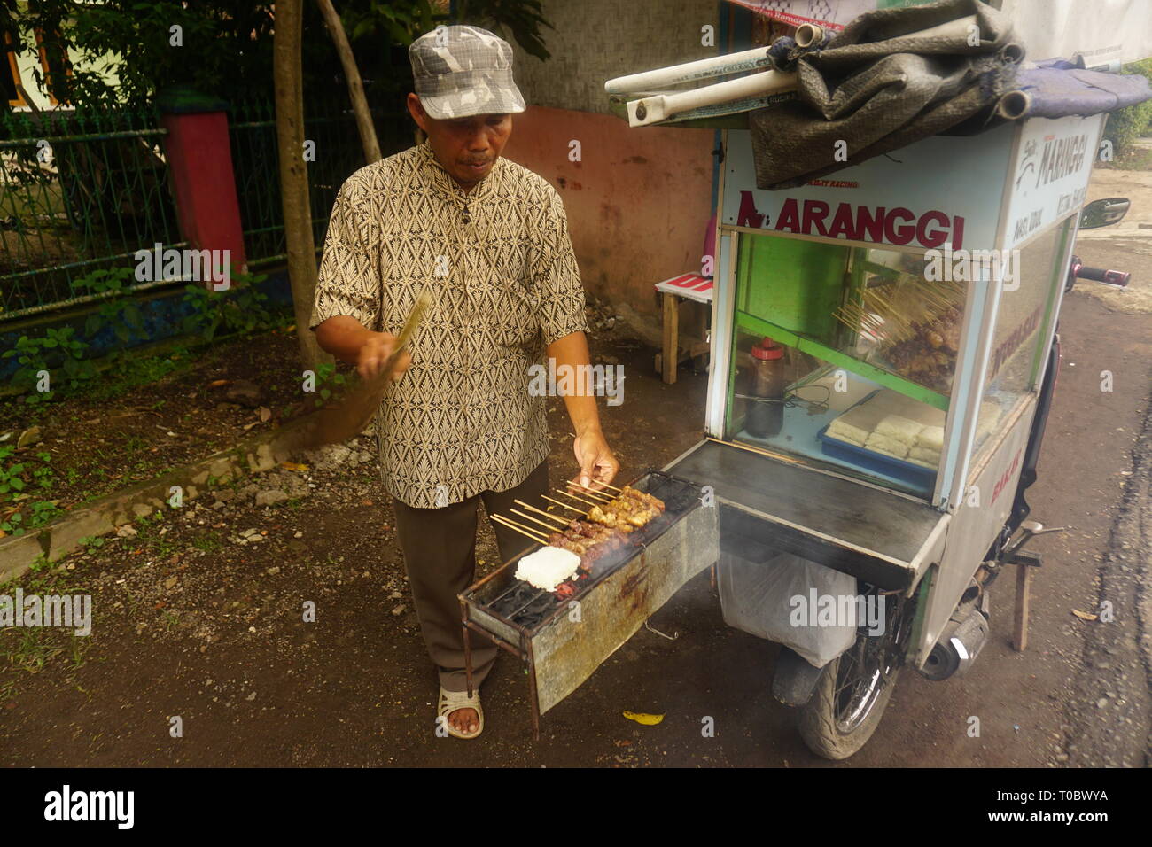 Bandung satay hi-res stock photography and images - Alamy