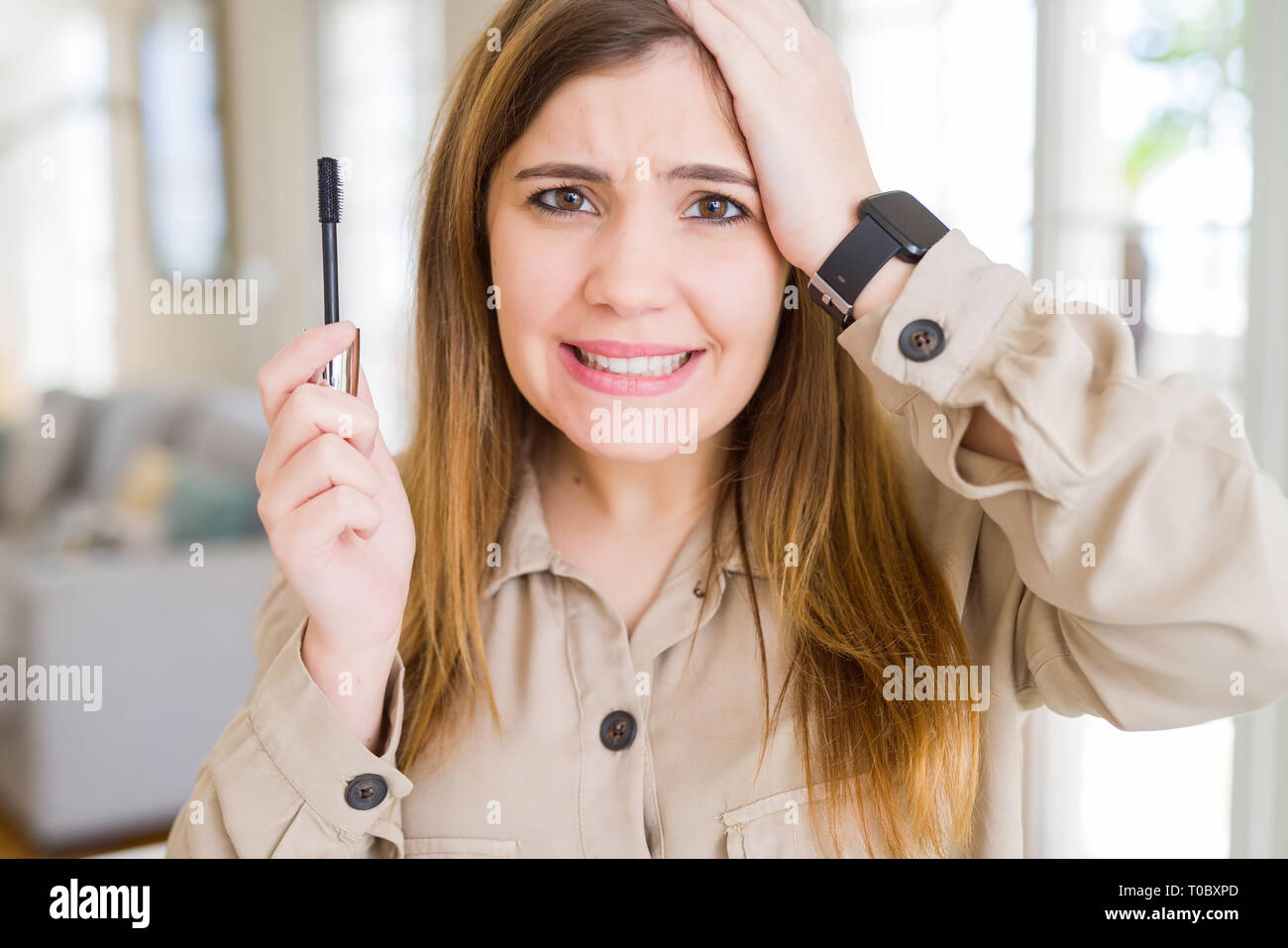Applying makeup angry hi-res stock photography and images - Alamy