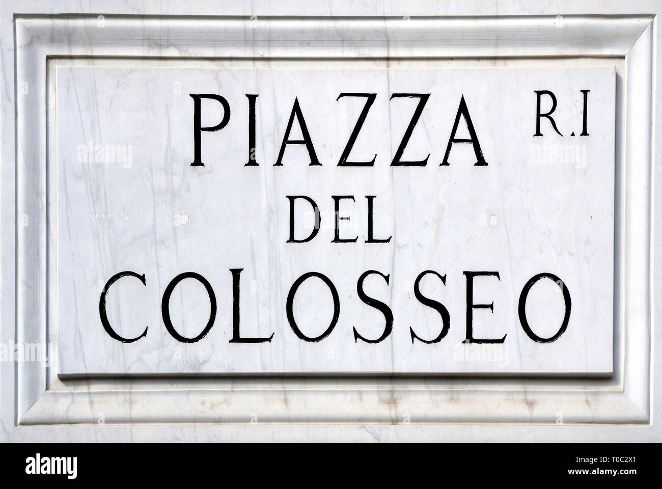 Street sign the Piazza del Colosseo in Rome - Italy Stock Photo - Alamy