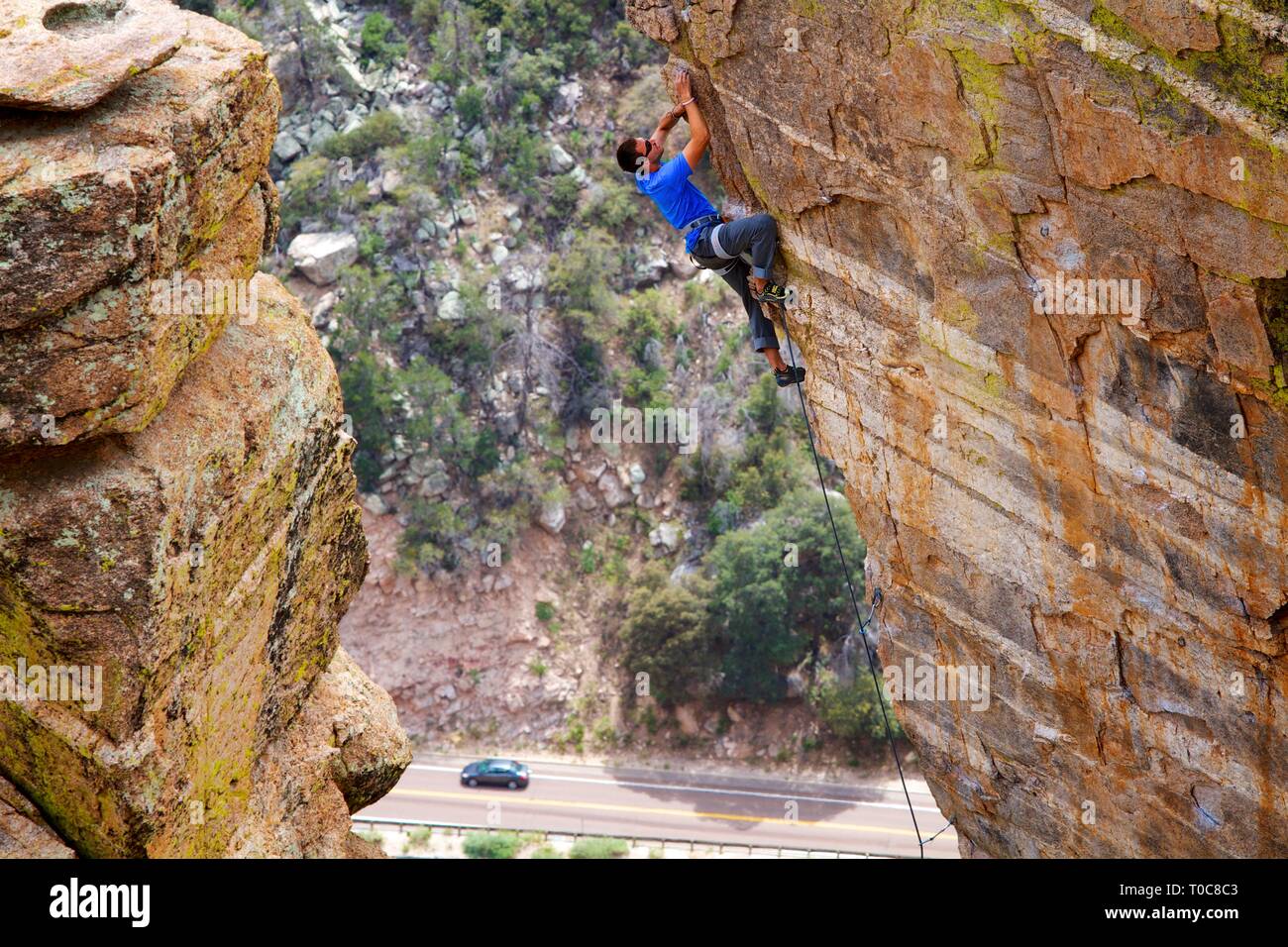 Arete climber hi-res stock photography and images - Alamy