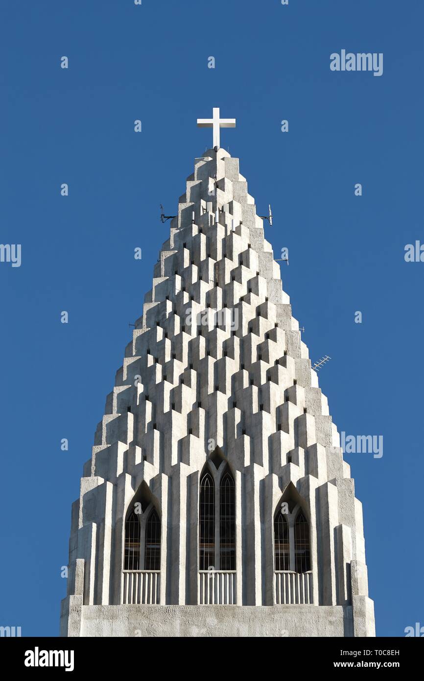Modern church exterior hi-res stock photography and images - Alamy
